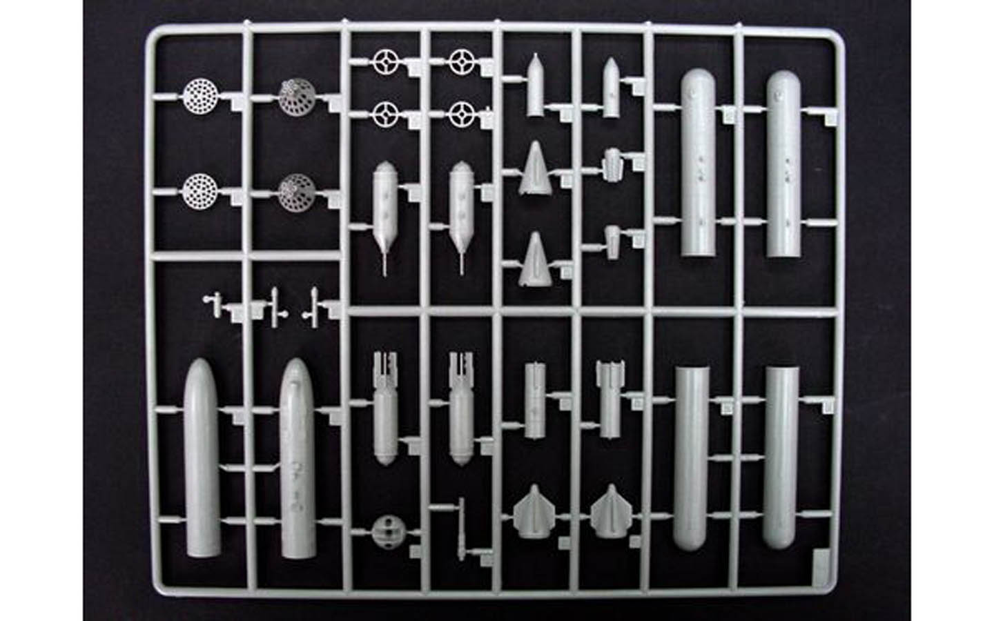 Mil Mi-24V Hind-E Helicopter - Trumpeter 05103 | kingshobby.com