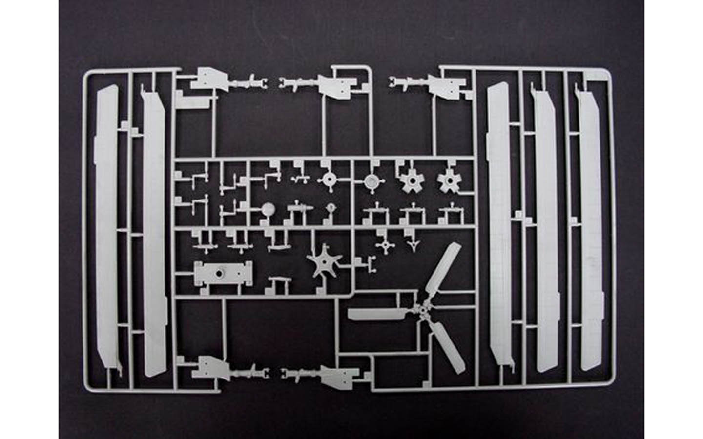 Mil Mi-24V Hind-E Helicopter - Trumpeter 05103 | kingshobby.com