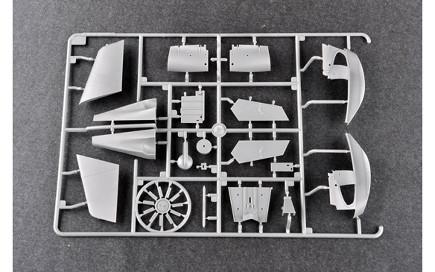 Chinese Z-9WA Helicopter - Trumpeter 05109 | kingshobby.com