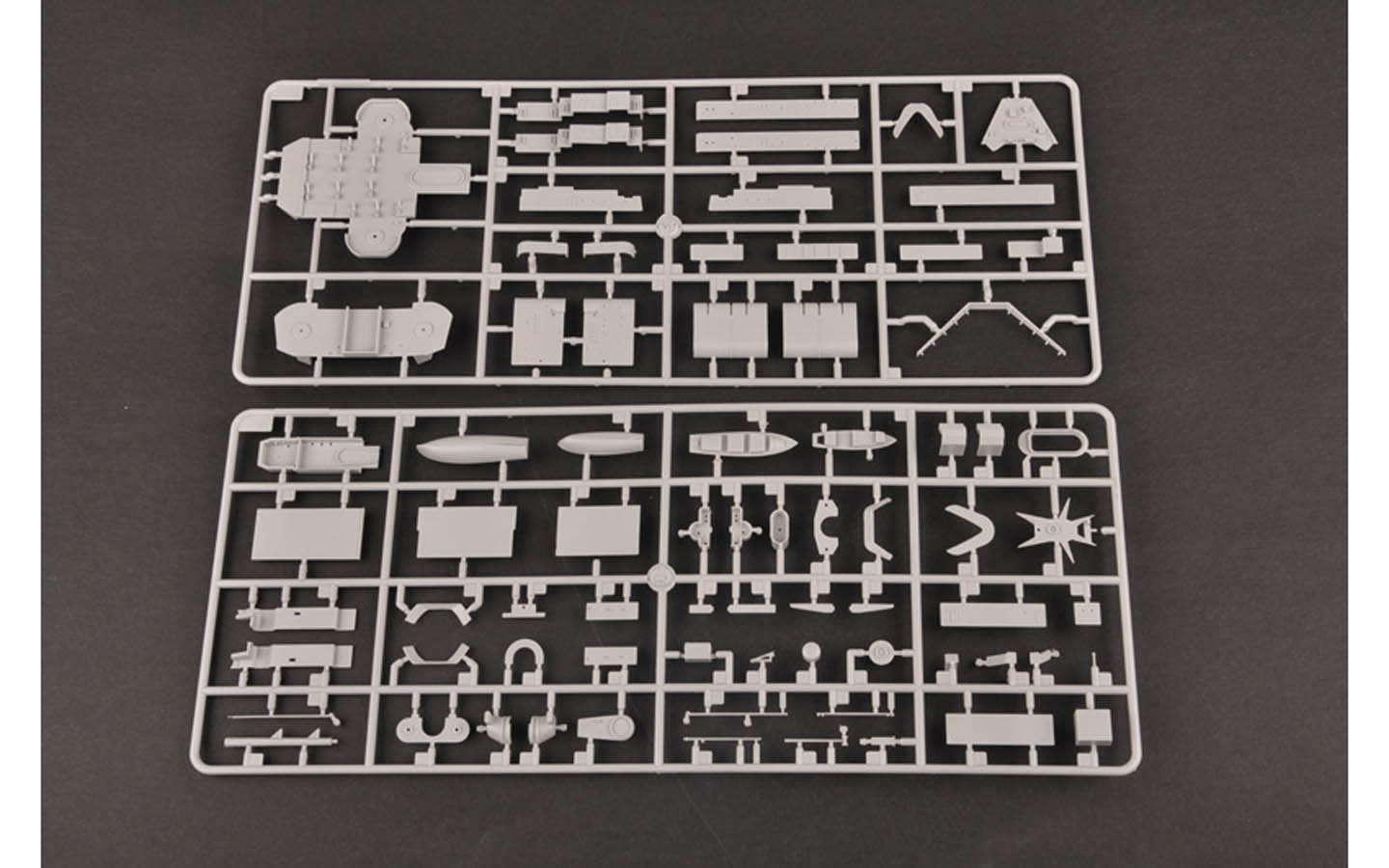 Battleship HMS Warspite 1942 - Trumpeter 05325 | kingshobby.com