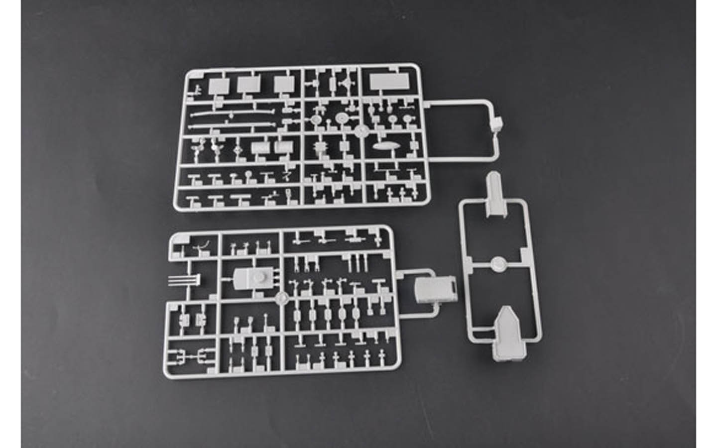 USS Indianapolis CA-35 1945 - Trumpeter 05326 | kingshobby.com