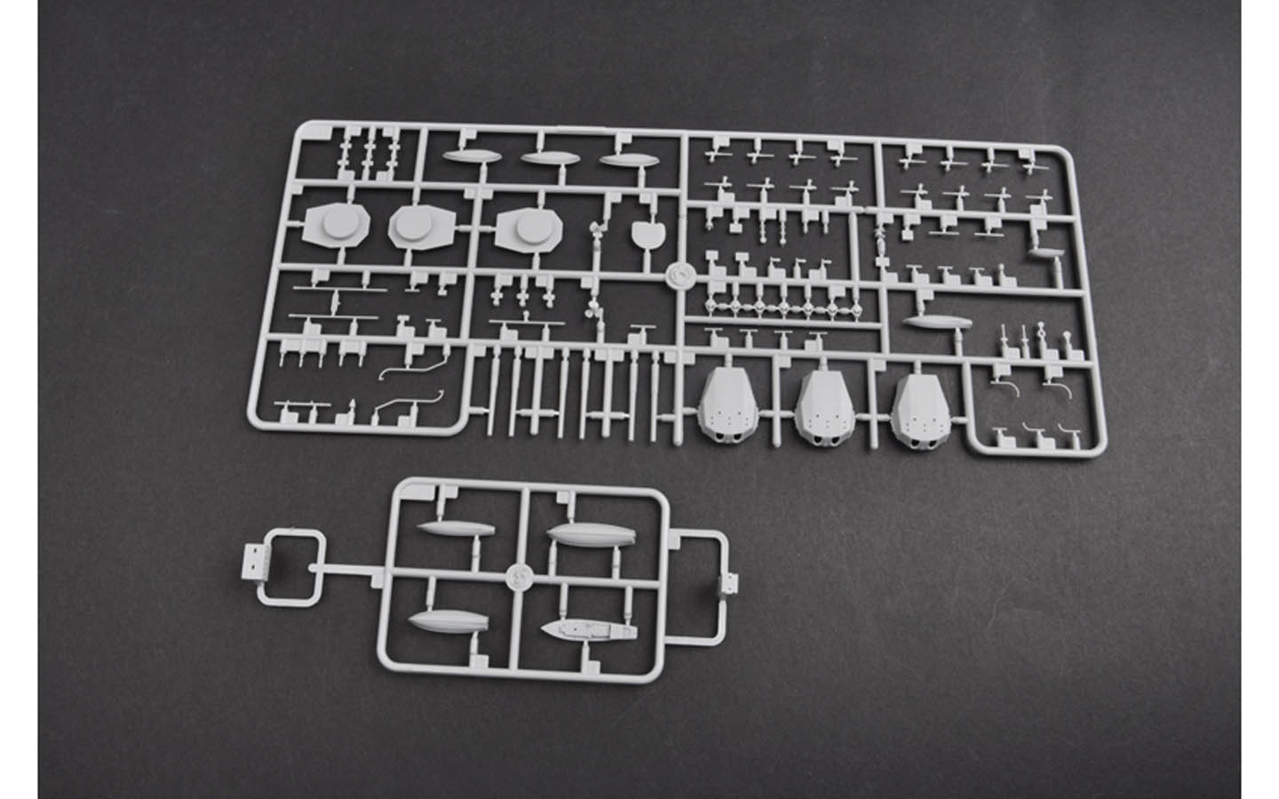 HMS Dreadnought 1907 - Trumpeter 05328 | kingshobby.com