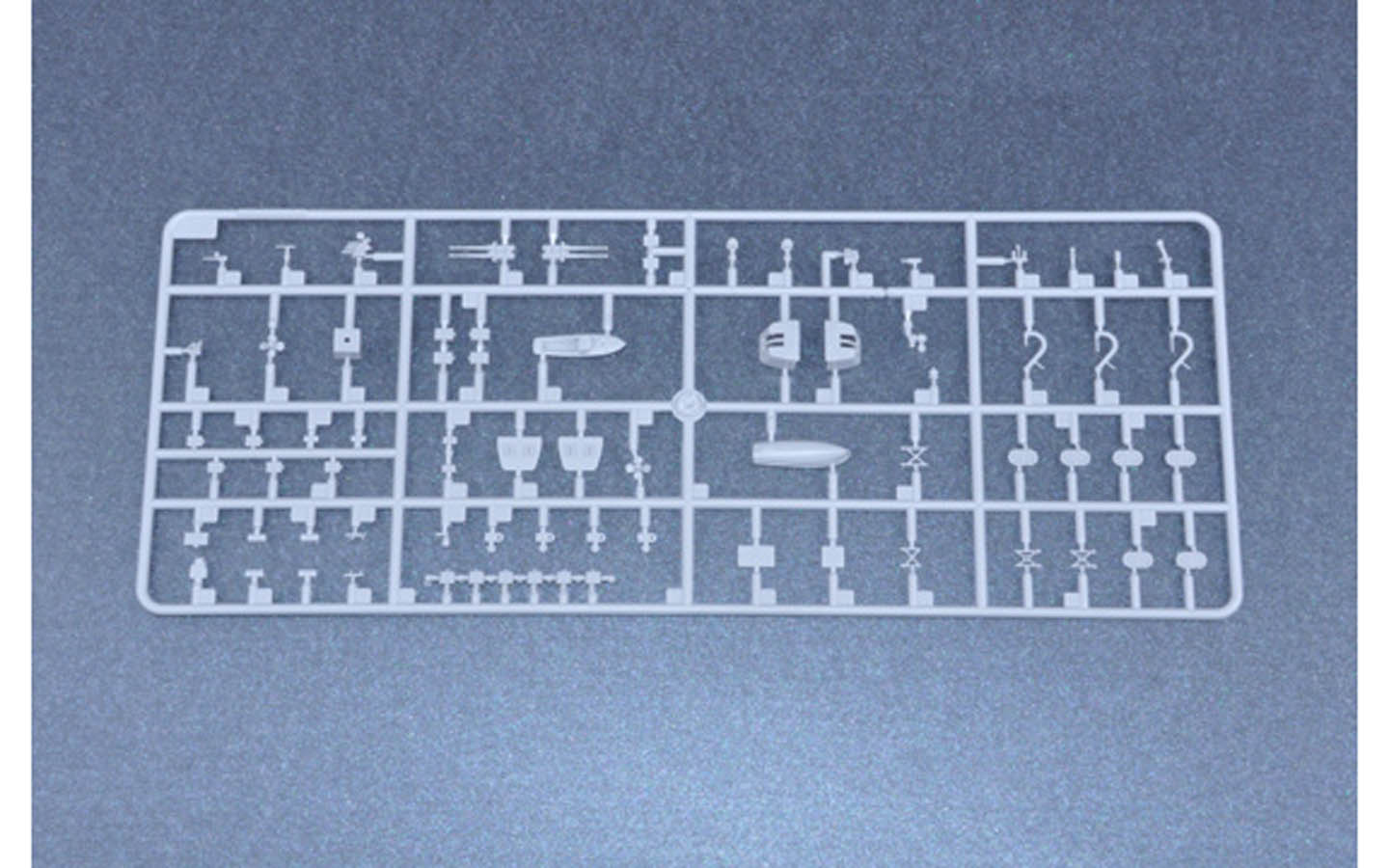 HMCS Huron Destroyer 1944 - Trumpeter 05333 | kingshobby.com