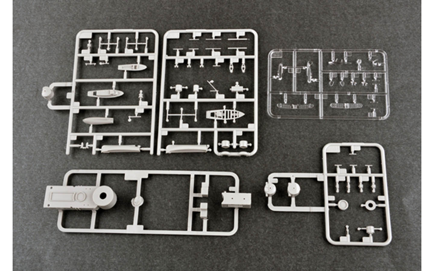 Italian Heavy Cruiser Zara - Trumpeter 05347 | kingshobby.com