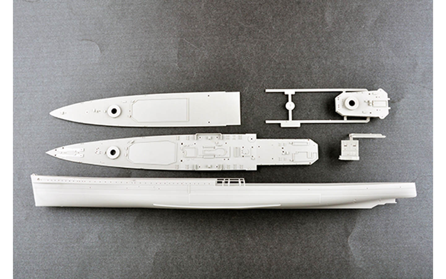 HMS York - Trumpeter 05351 | kingshobby.com