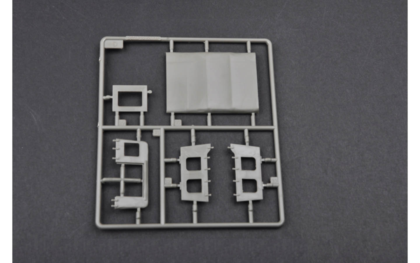 JGSDF Type 73 Light Truck Military Police - Trumpeter 05518 ...