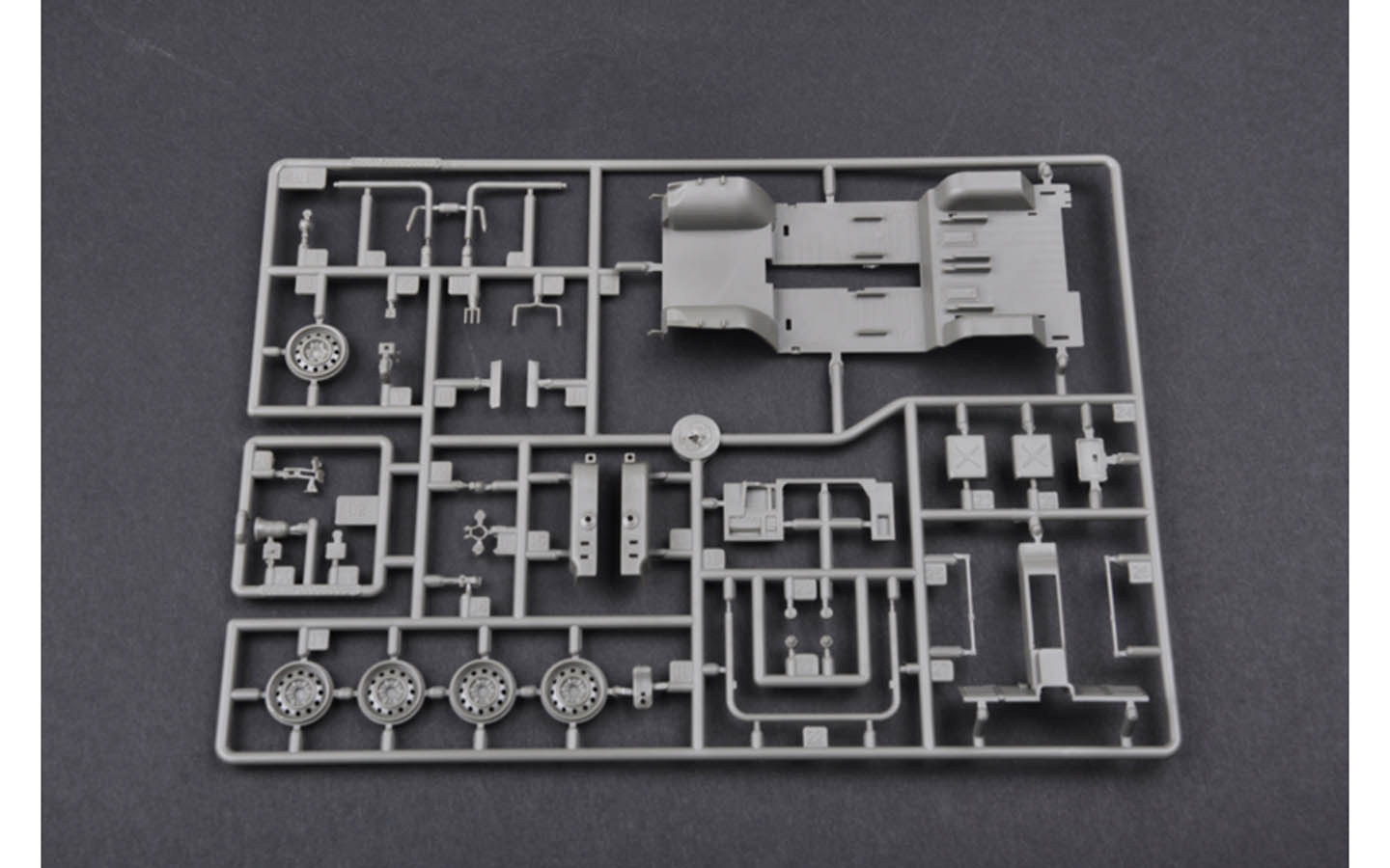 JGSDF Type 73 Light Truck Military Police - Trumpeter 05518 ...