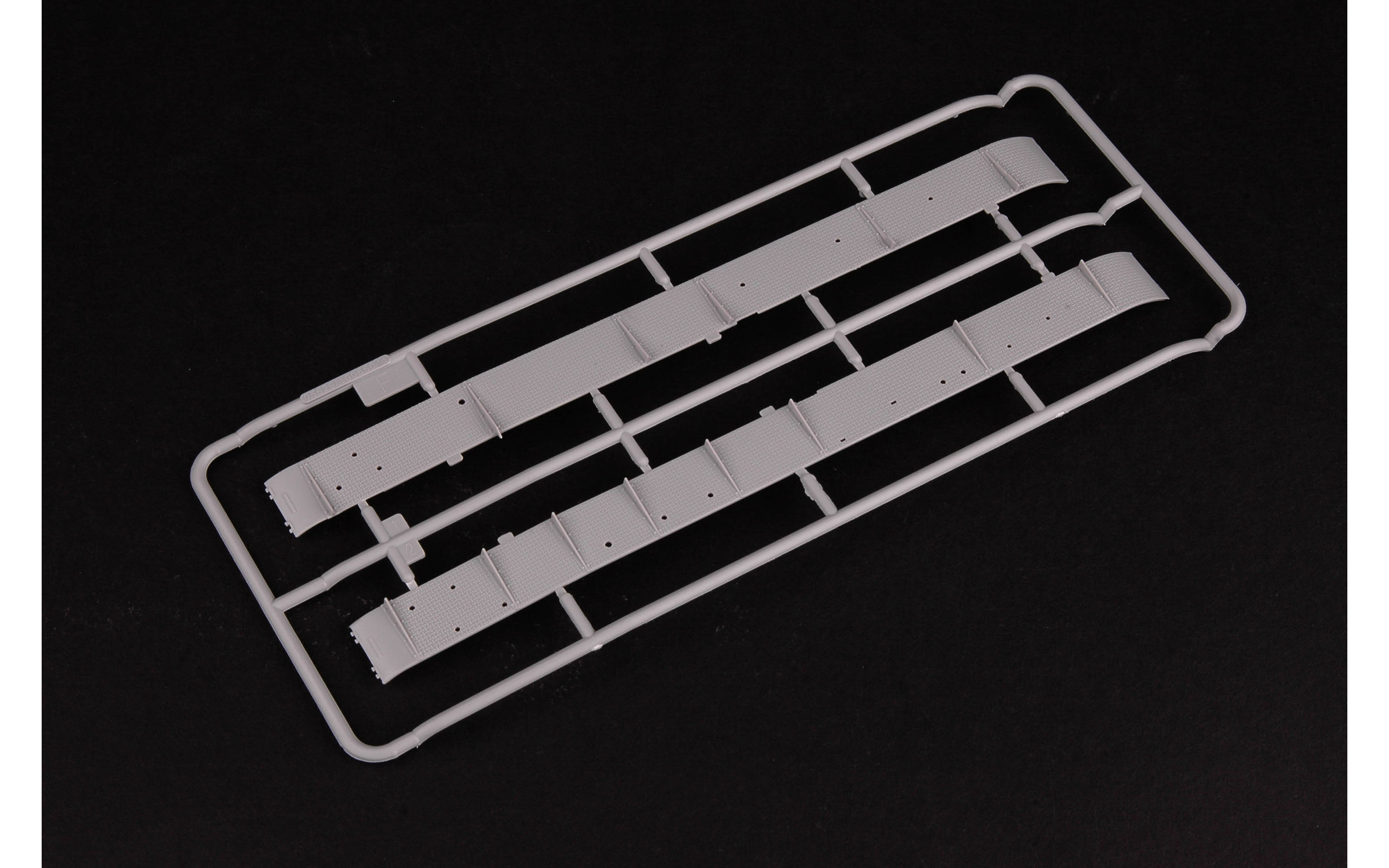 German Neubaufahrzeug Nr.3-5 - Trumpeter 05529 | kingshobby.com