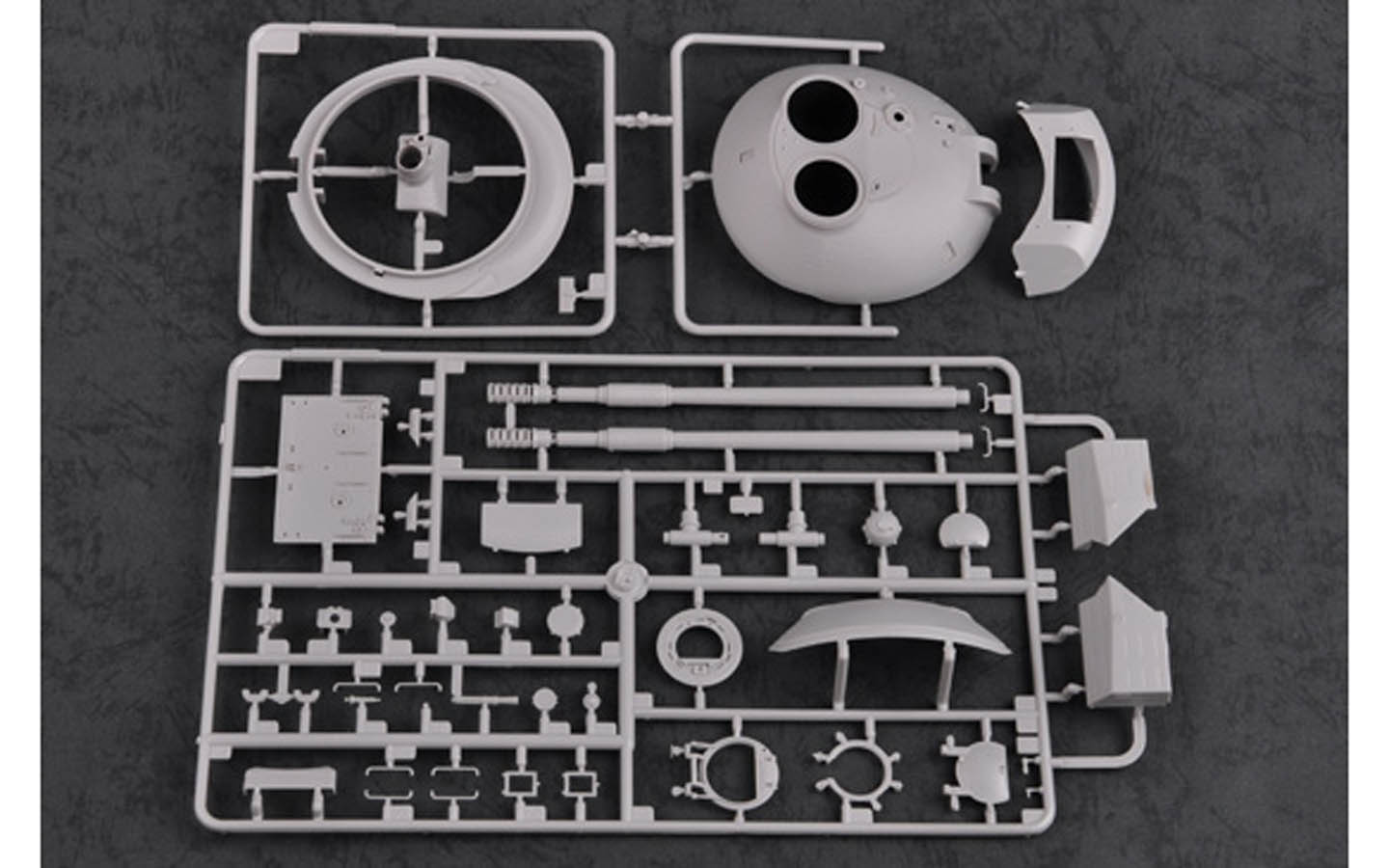Soviet T-10M Heavy Tank - Trumpeter 05546 | kingshobby.com