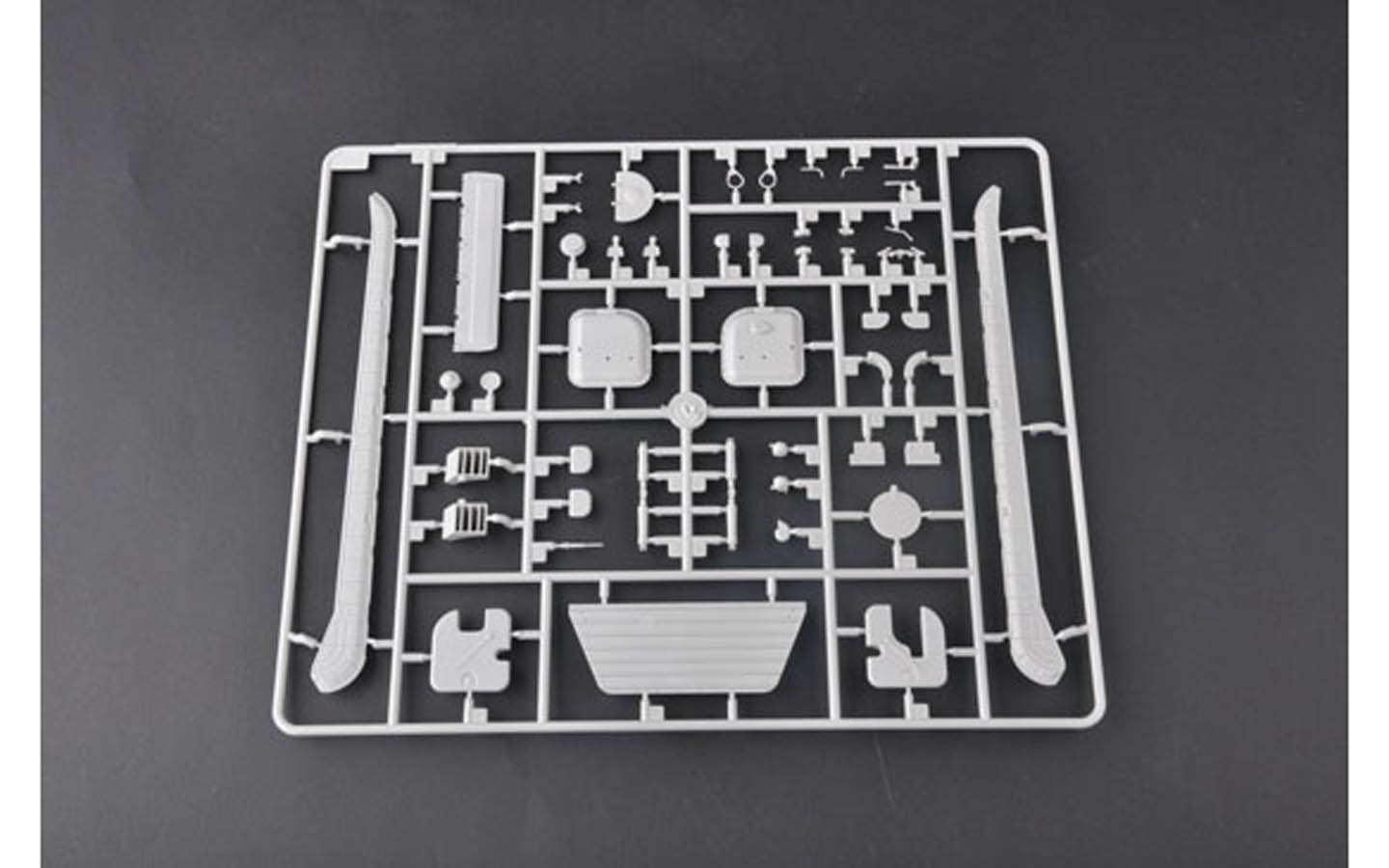 Soviet BMP-1P IFV - Trumpeter 05556 | kingshobby.com