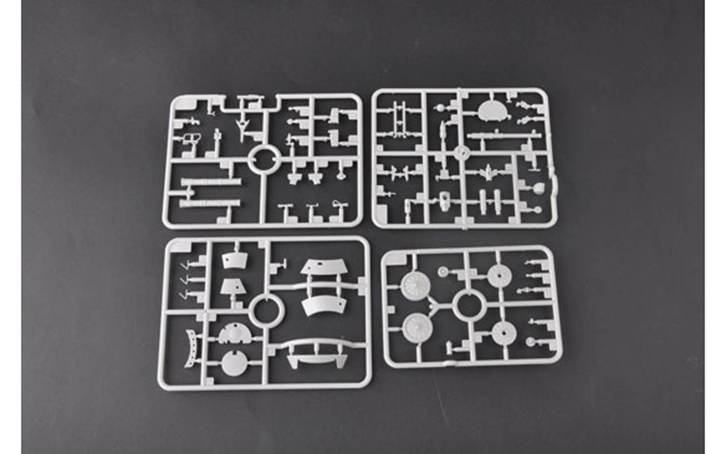 Soviet BMP-1P IFV - Trumpeter 05556 | kingshobby.com