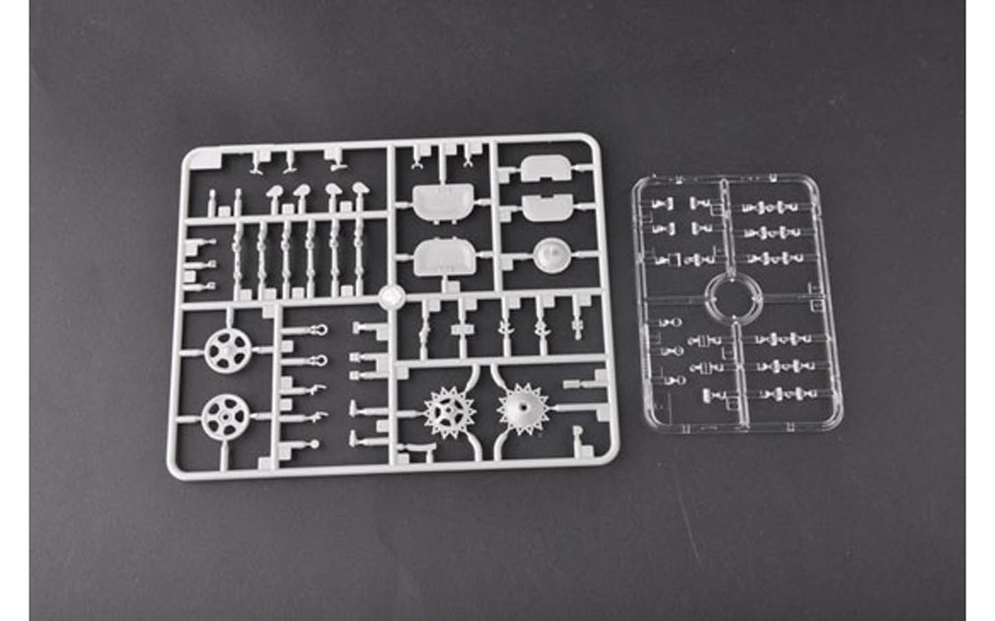 Soviet BMP-1P IFV - Trumpeter 05556 | kingshobby.com