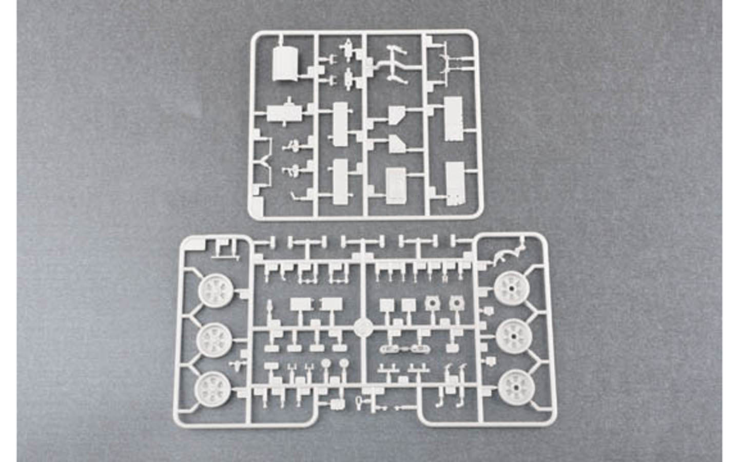 Russian T-90A Main Battle Tank - Trumpeter 05562 | kingshobby.com