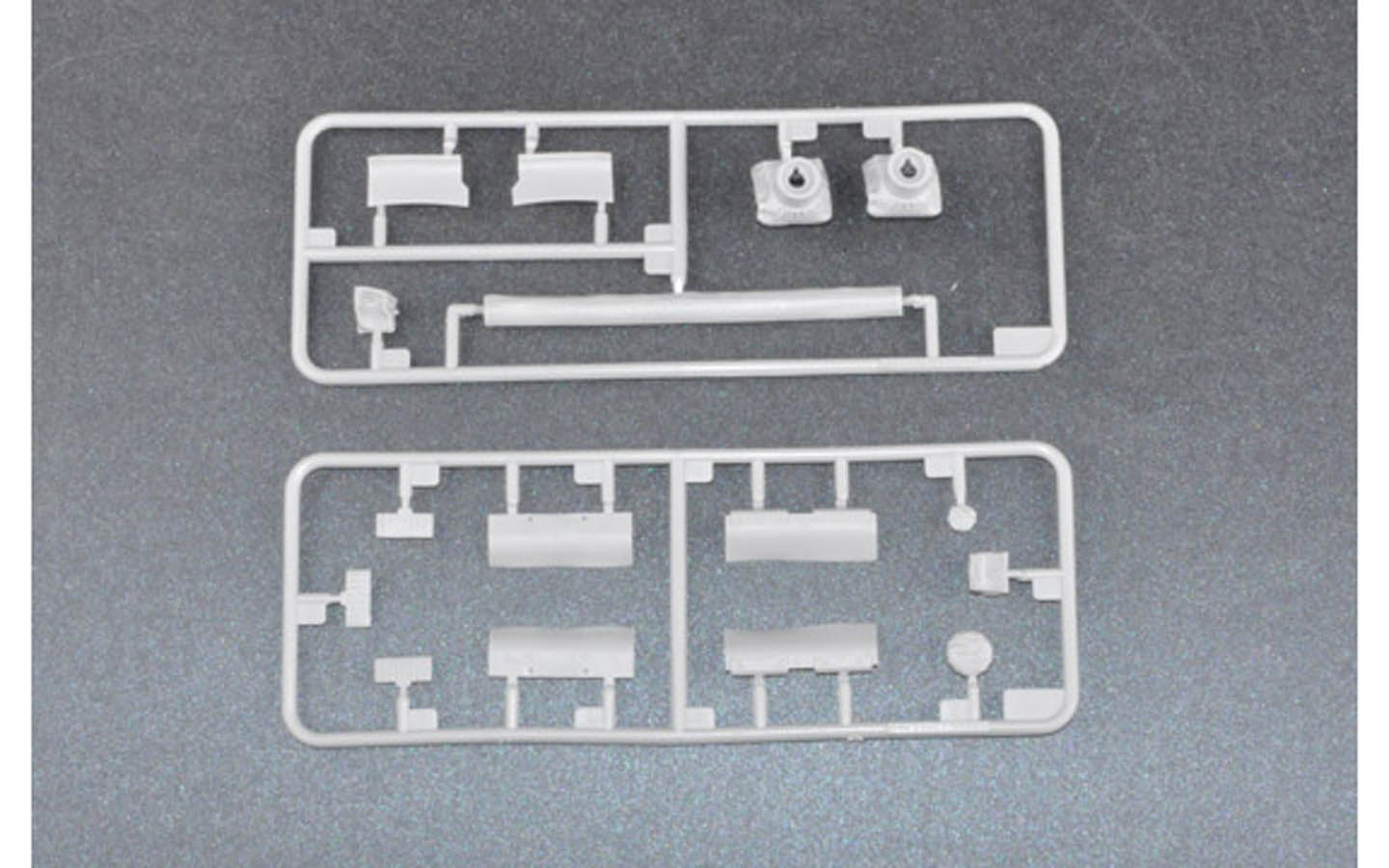 Russian T-80BV MBT - Trumpeter 05566 | kingshobby.com