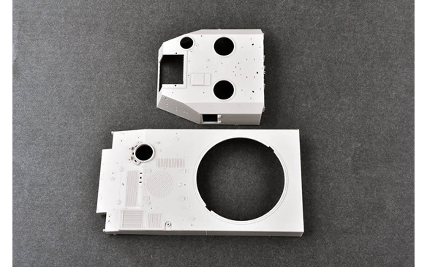 JGSDF Type 75 155mm Self-Propelled Howitzer - Trumpeter 05577 ...