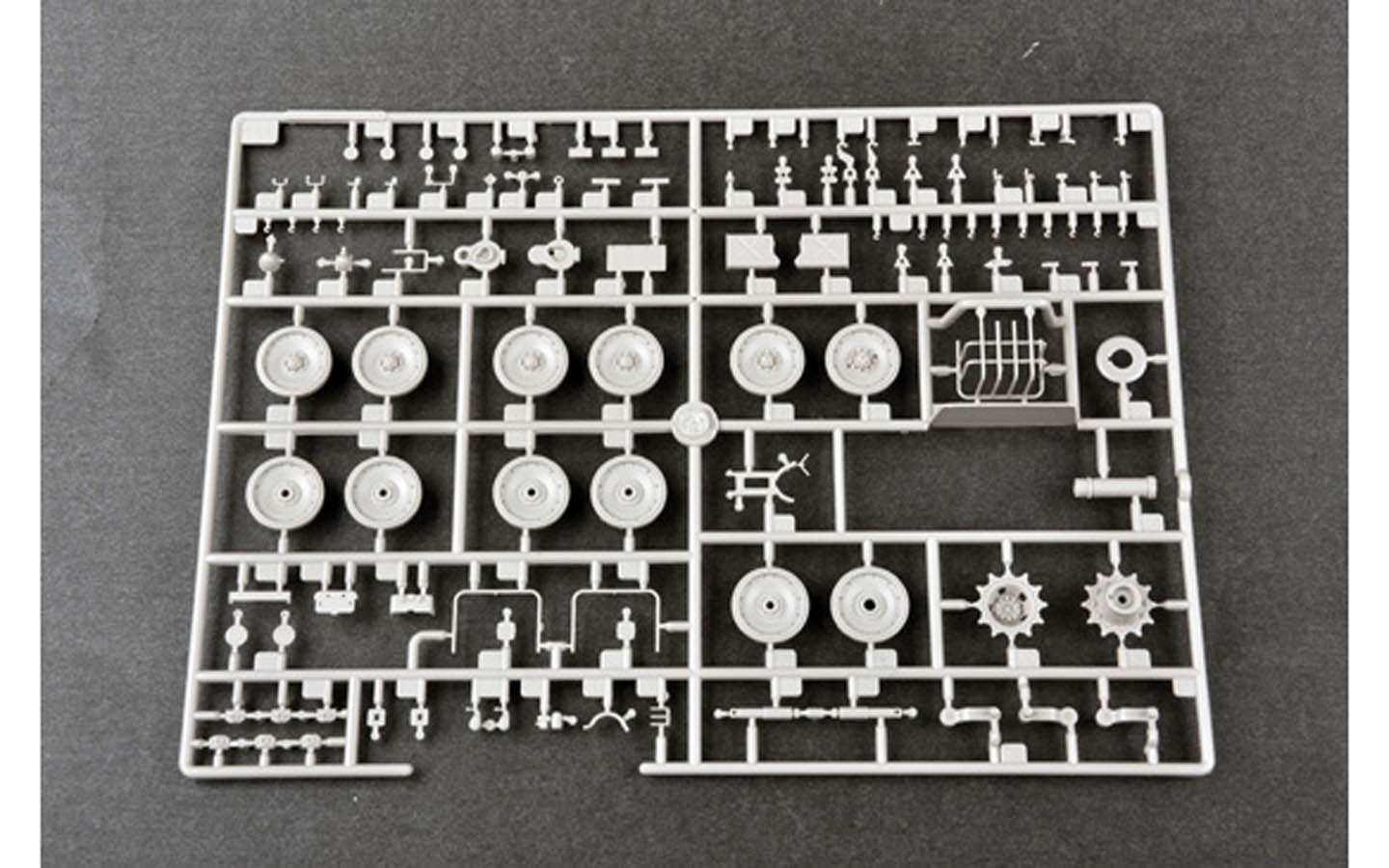 JGSDF Type 75 155mm Self-Propelled Howitzer - Trumpeter 05577 ...