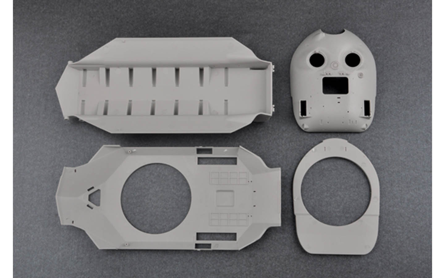 Soviet JS-7 Heavy Tank - Trumpeter 05586 | kingshobby.com