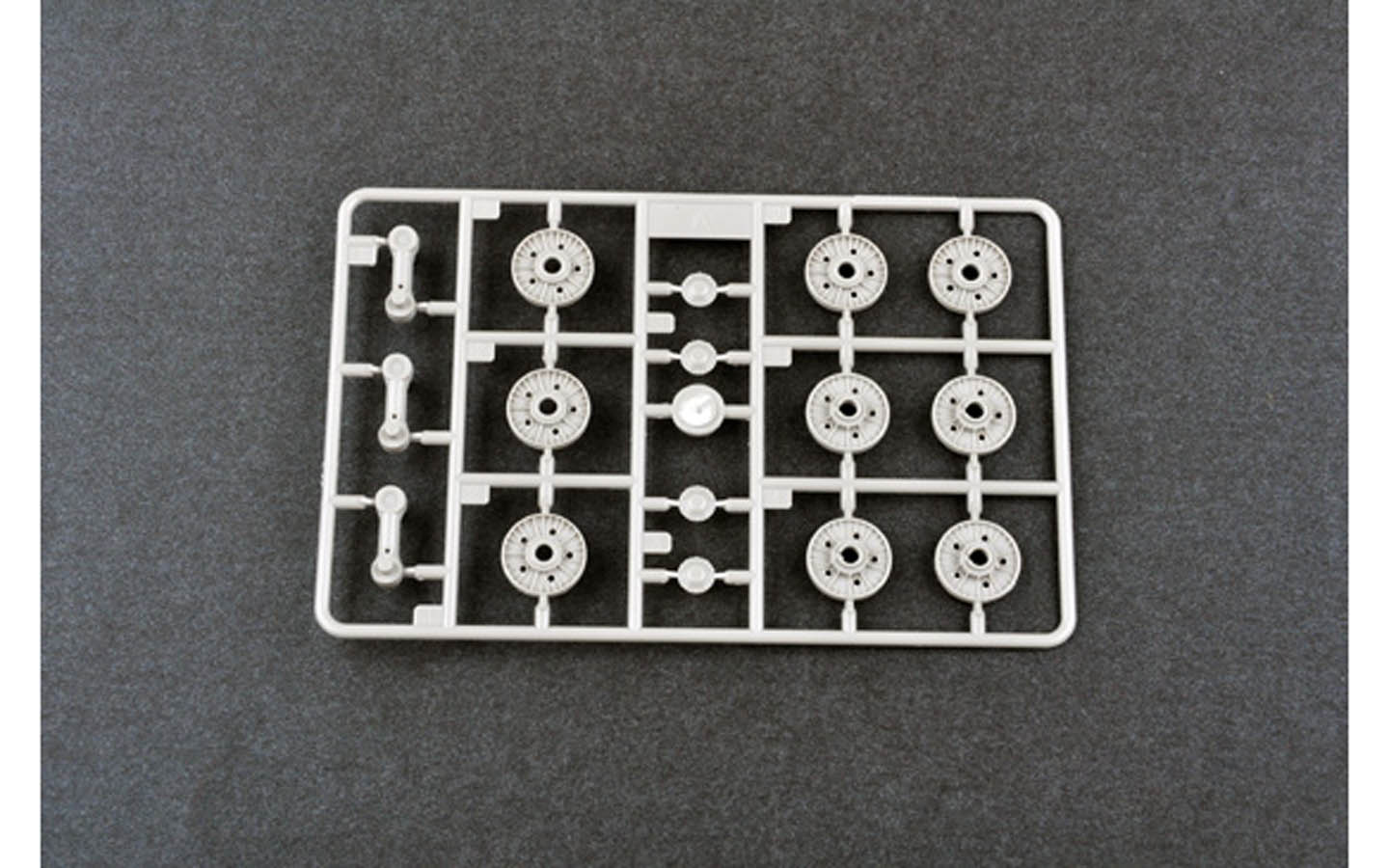 Soviet JS-2M Heavy Tank, Early - Trumpeter 05589 | kingshobby.com