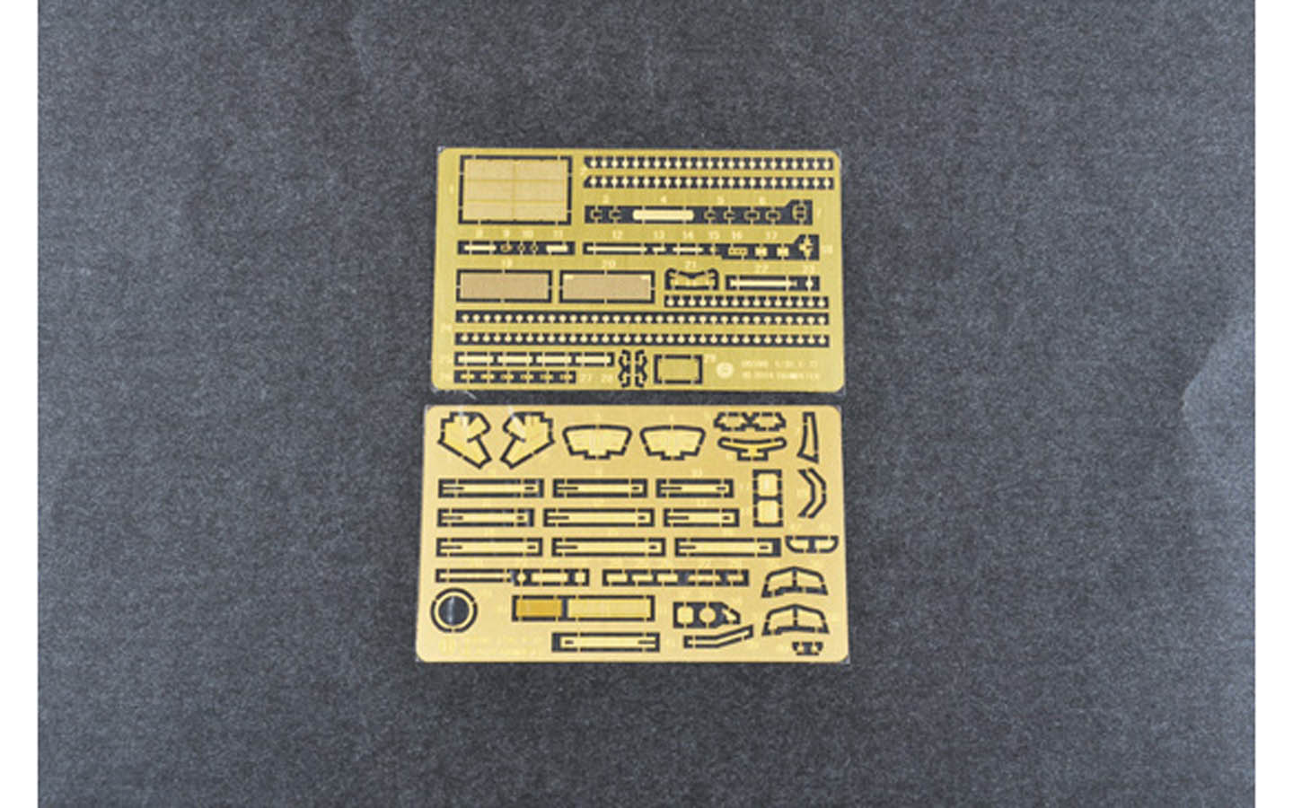 Russian T-72B MBT - Trumpeter 05598 | kingshobby.com