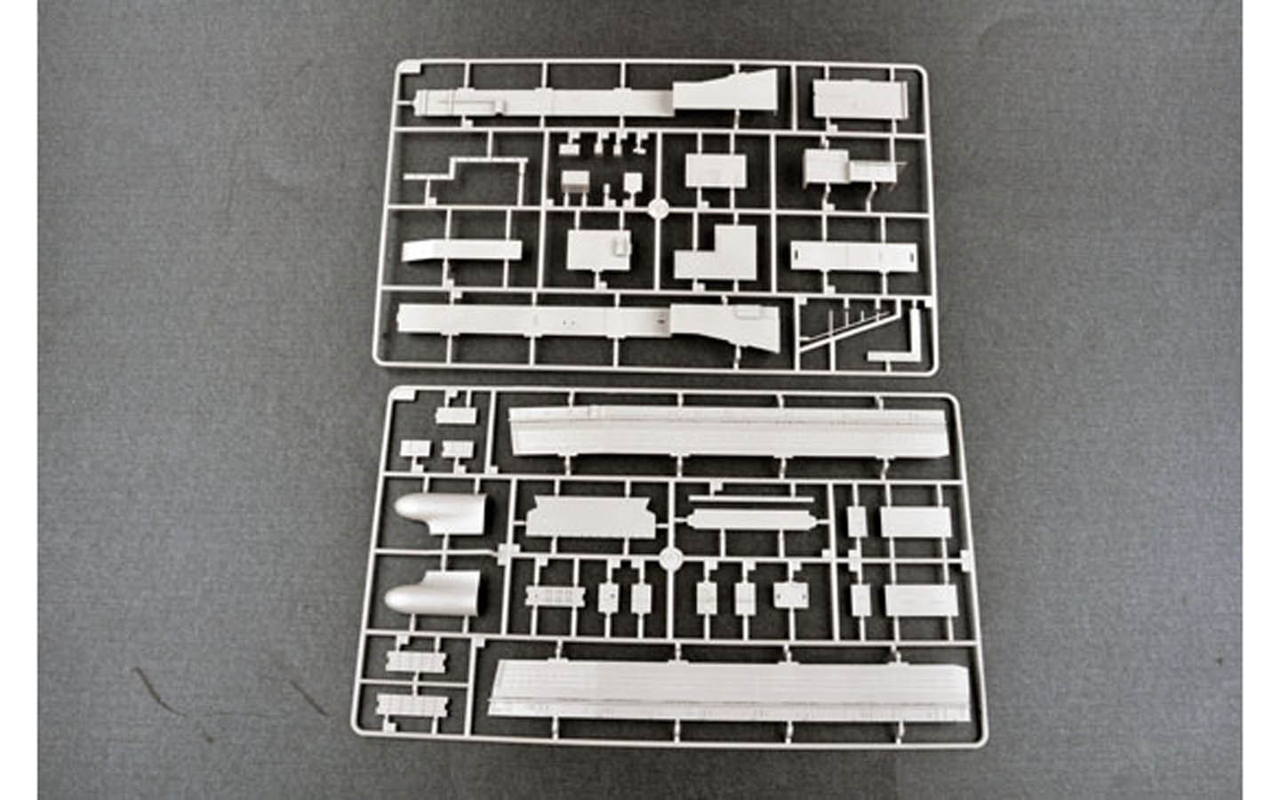USS Iwo Jima LHD-7 - Trumpeter 05615 | kingshobby.com