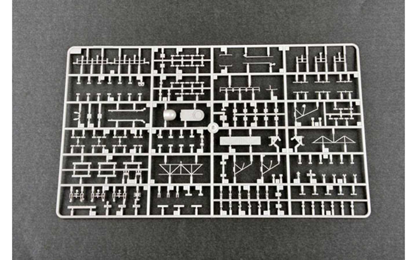 USS Iwo Jima LHD-7 - Trumpeter 05615 | kingshobby.com