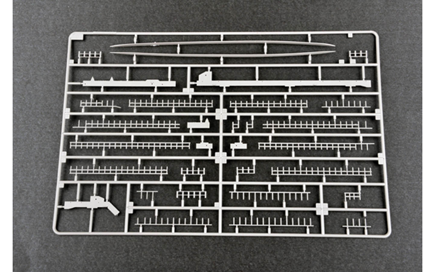 USS Iwo Jima LHD-7 - Trumpeter 05615 | kingshobby.com
