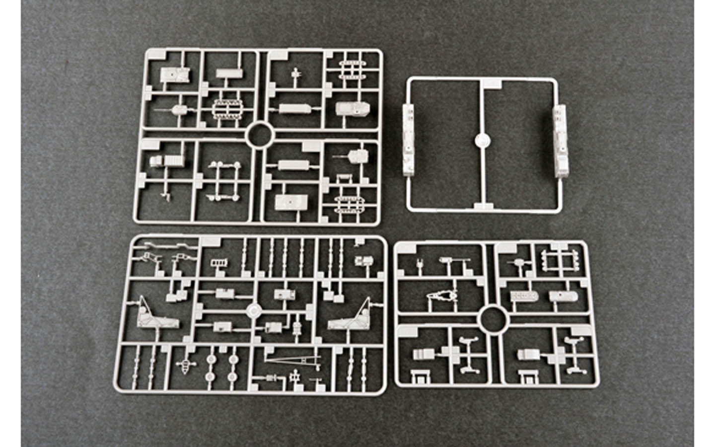 USS Iwo Jima LHD-7 - Trumpeter 05615 | kingshobby.com