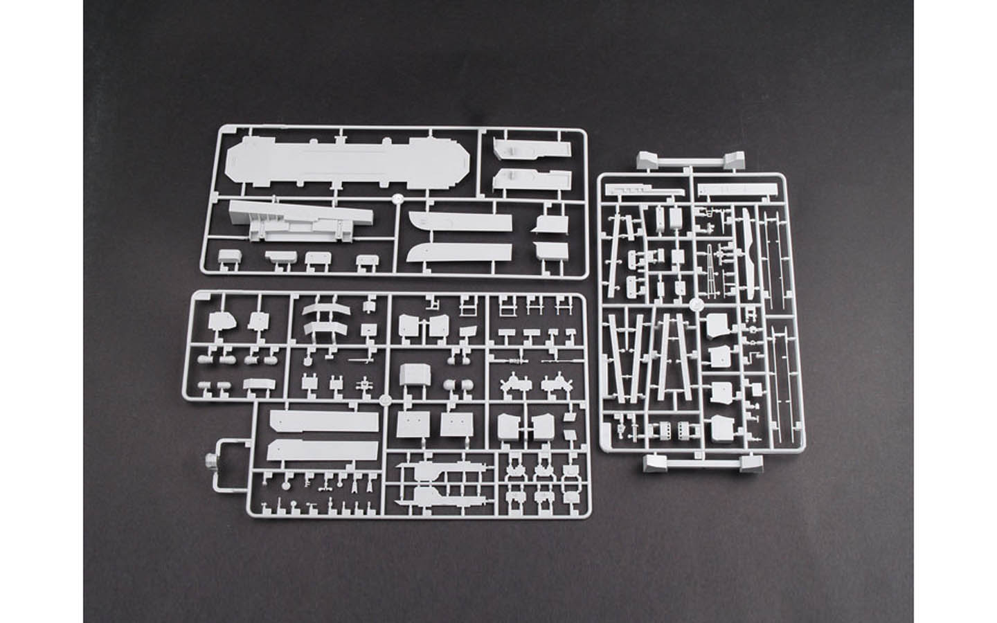 PLA Navy Aircraft Carrier - Trumpeter 05617 | kingshobby.com