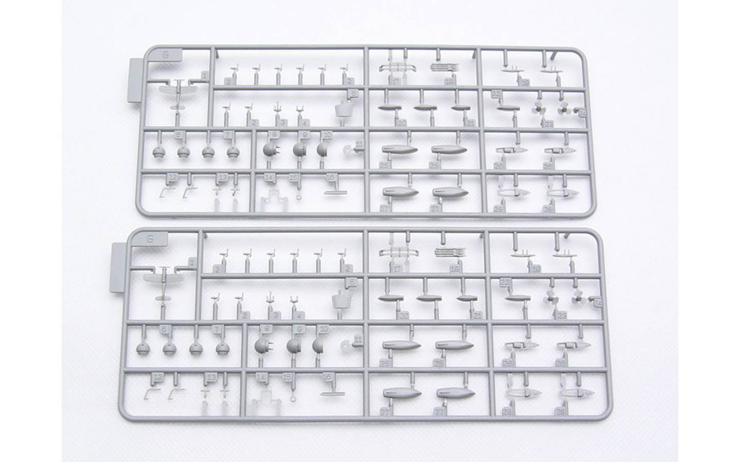 Germany Tirpitz Battleship 1944 - Trumpeter 05712 | kingshobby.com