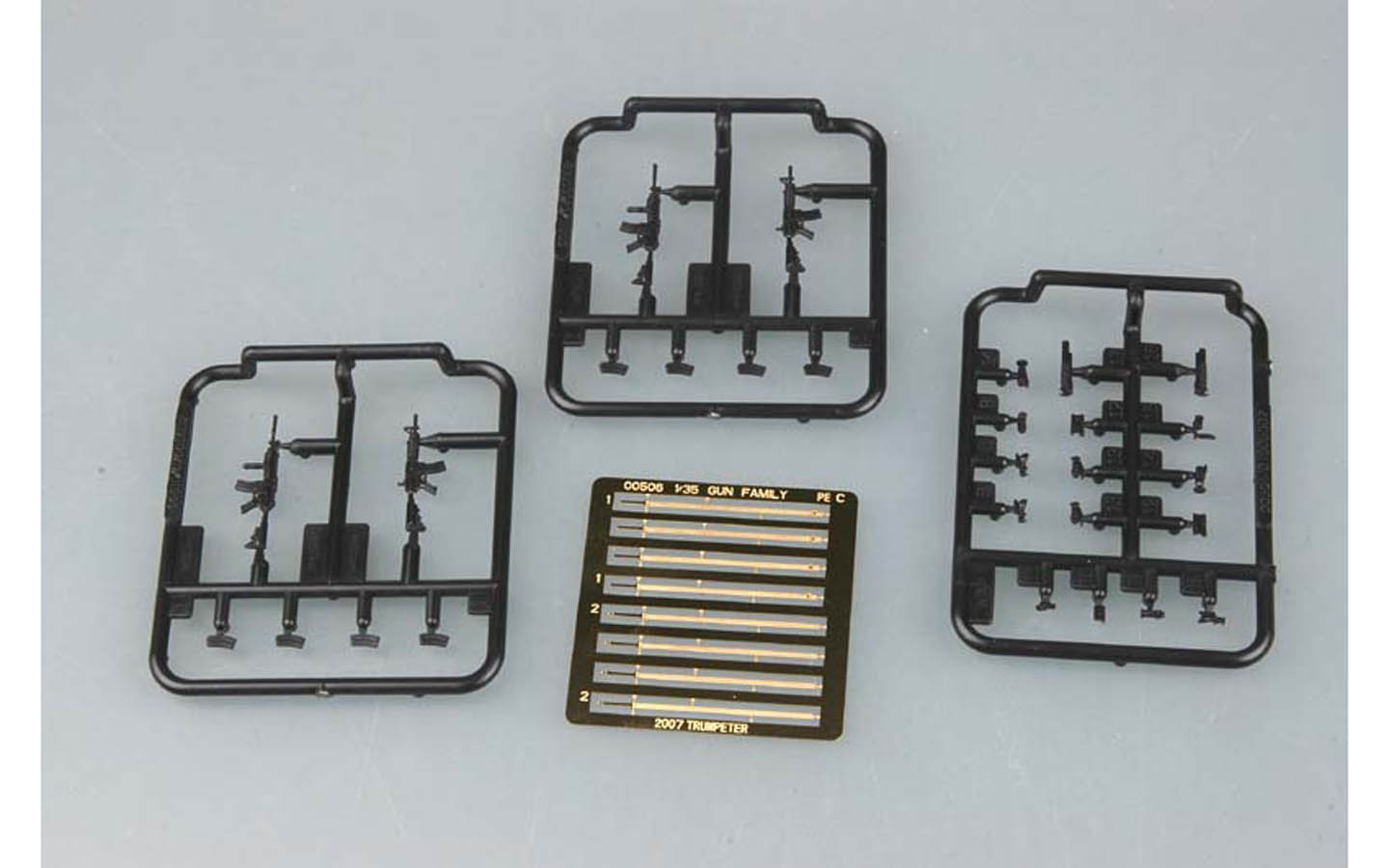 Germany Tirpitz Battleship 1944 - Trumpeter 05712 | kingshobby.com