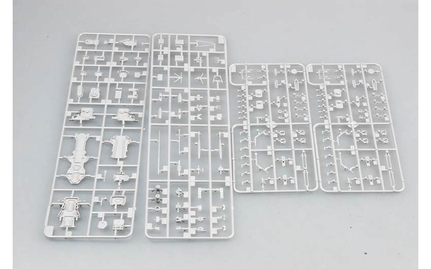 German Heavy Cruiser Prinz Eugen 1942 - Trumpeter 05766 | kingshobby.com