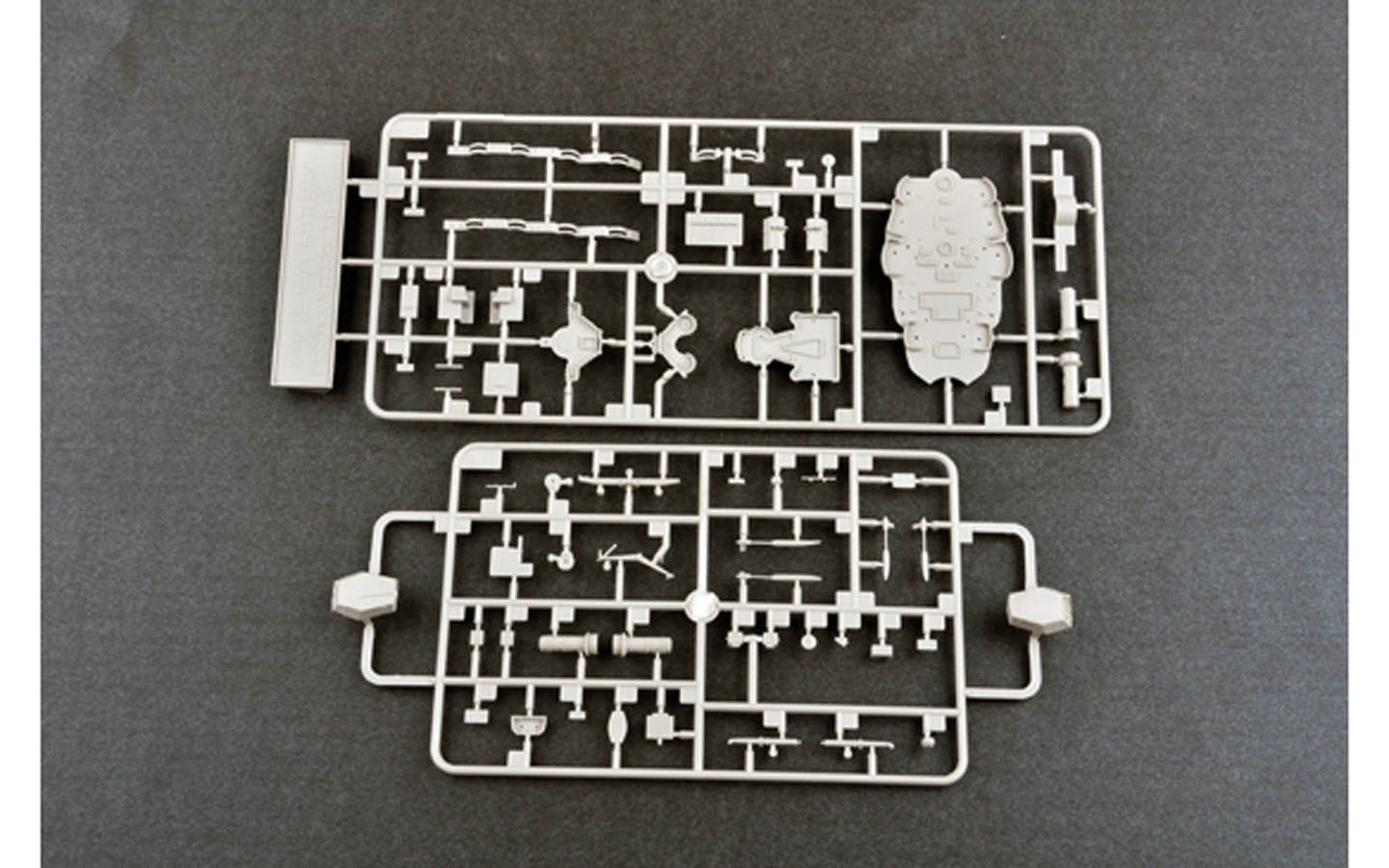 USS Tennessee BB-43 1941 - Trumpeter 05781 | kingshobby.com