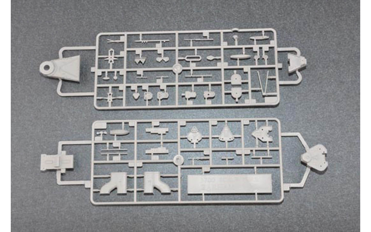 HMS Barham 1941 - Trumpeter 05798 | kingshobby.com