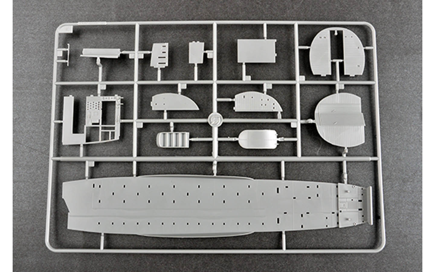 DC-3 CNAC - Trumpeter 05813 | kingshobby.com