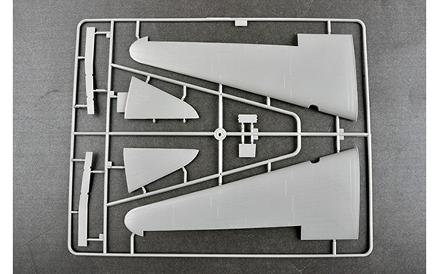DC-3 CNAC - Trumpeter 05813 | kingshobby.com