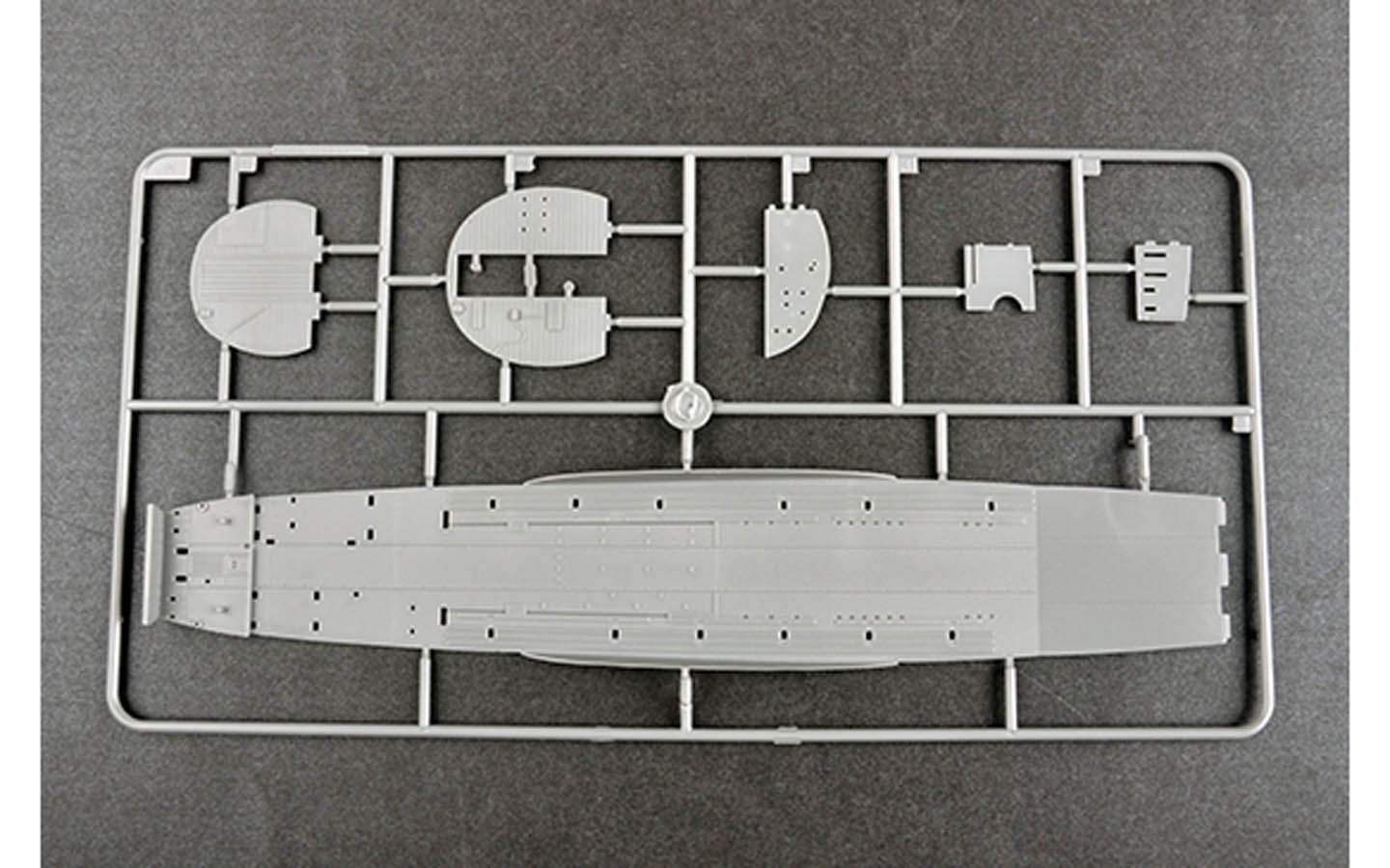 DC-3 CNAC - Trumpeter 05813 | kingshobby.com