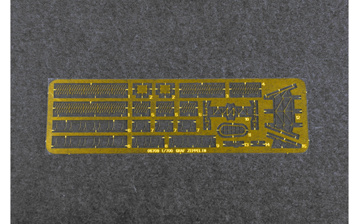 German Navy Aircraft Carrier DKM Graf Zeppelin - Trumpeter 06709 ...