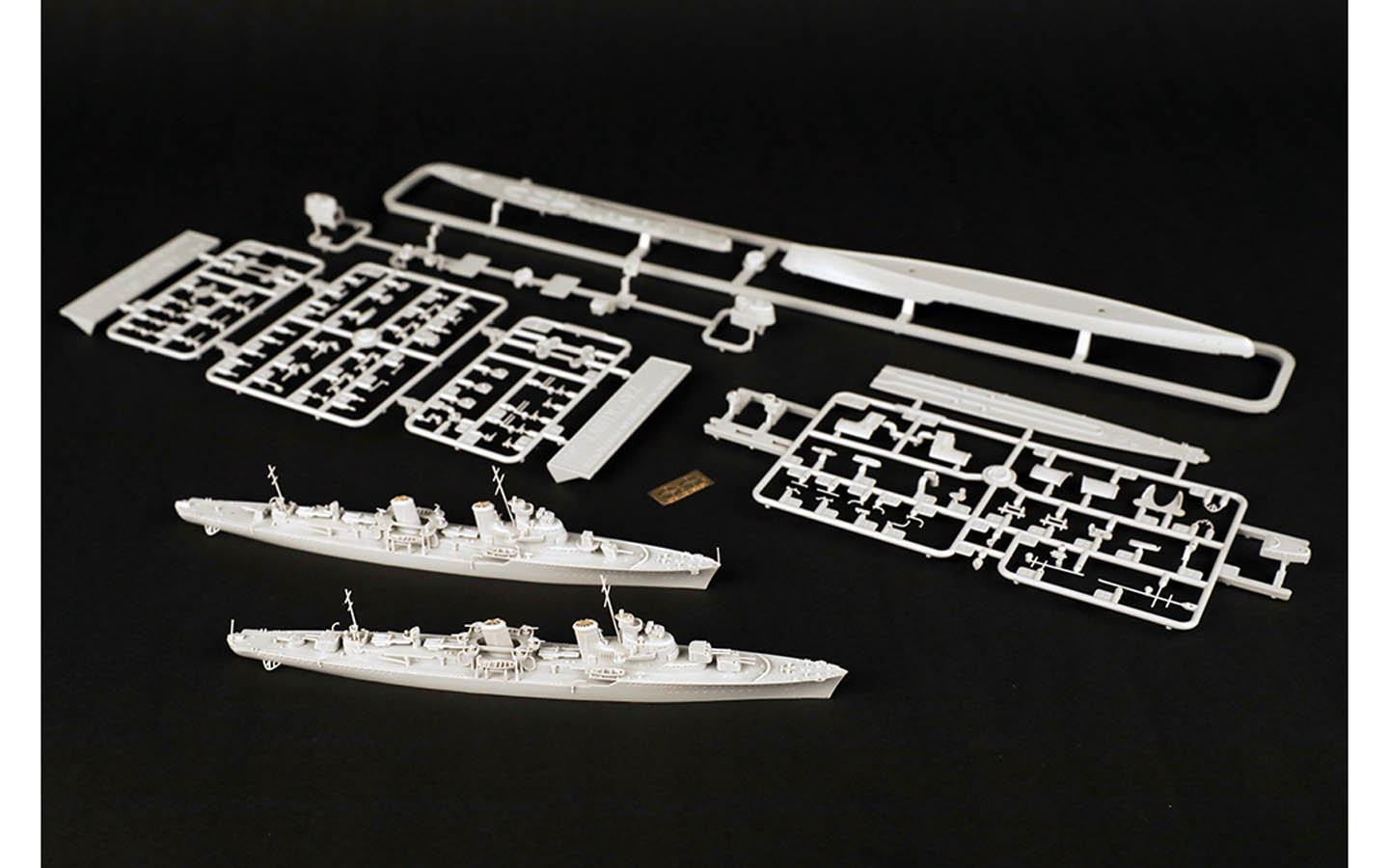 Russian Destroyer Taszkient 1940 - Trumpeter 06746 | kingshobby.com