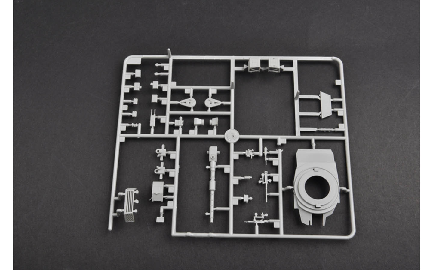 Israeli Merkava Mk. III - Trumpeter 07103 | kingshobby.com