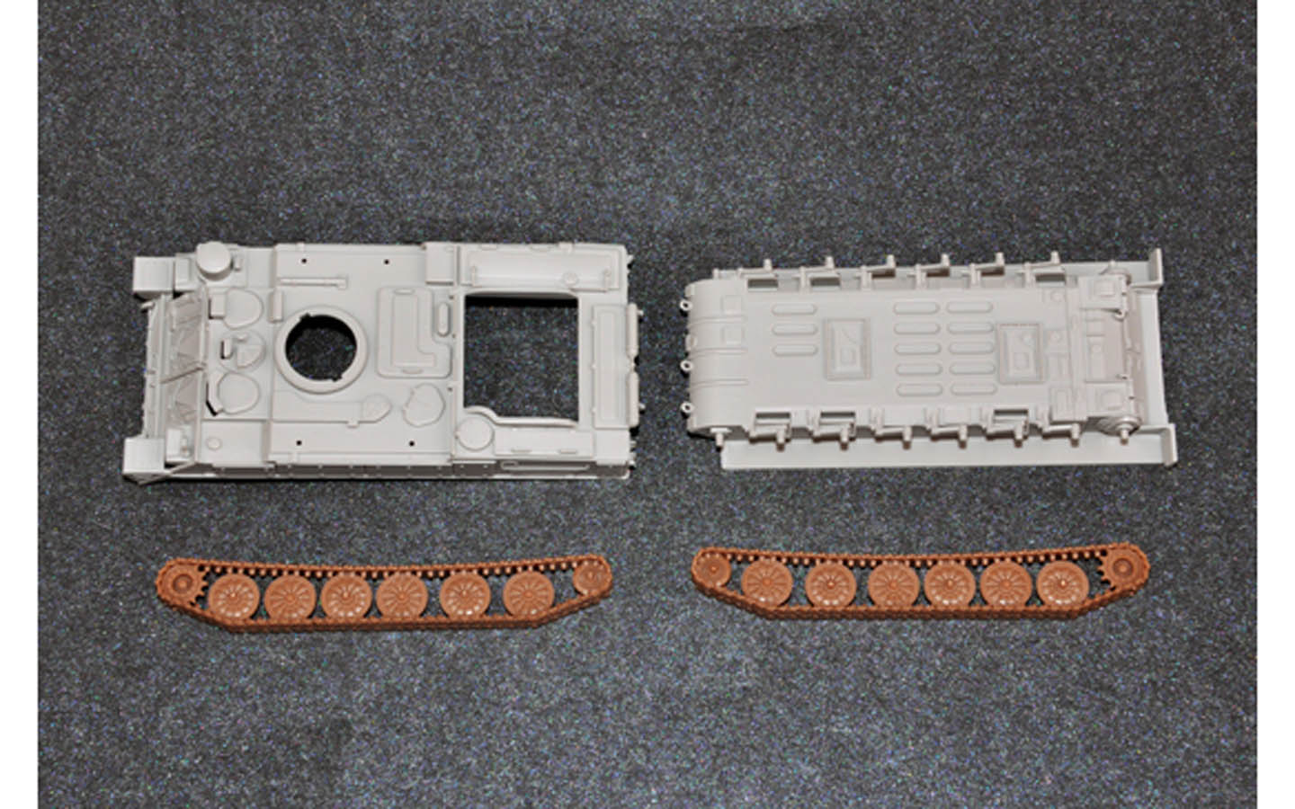 Russian SAM-6 Antiaircraft Missile - Trumpeter 07109 | kingshobby.com