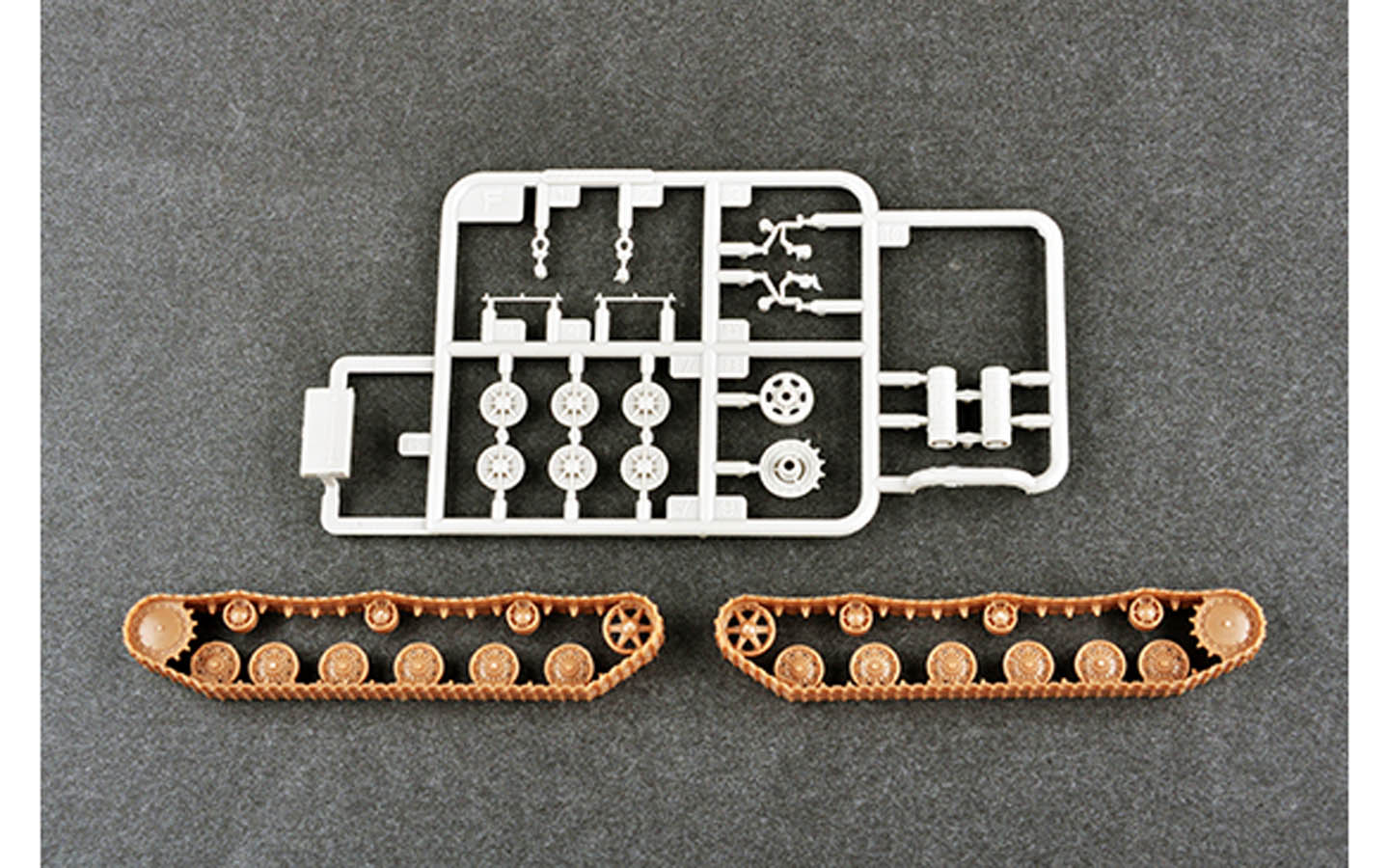 Soviet KV-122 Heavy Tank - Trumpeter 07128 | kingshobby.com