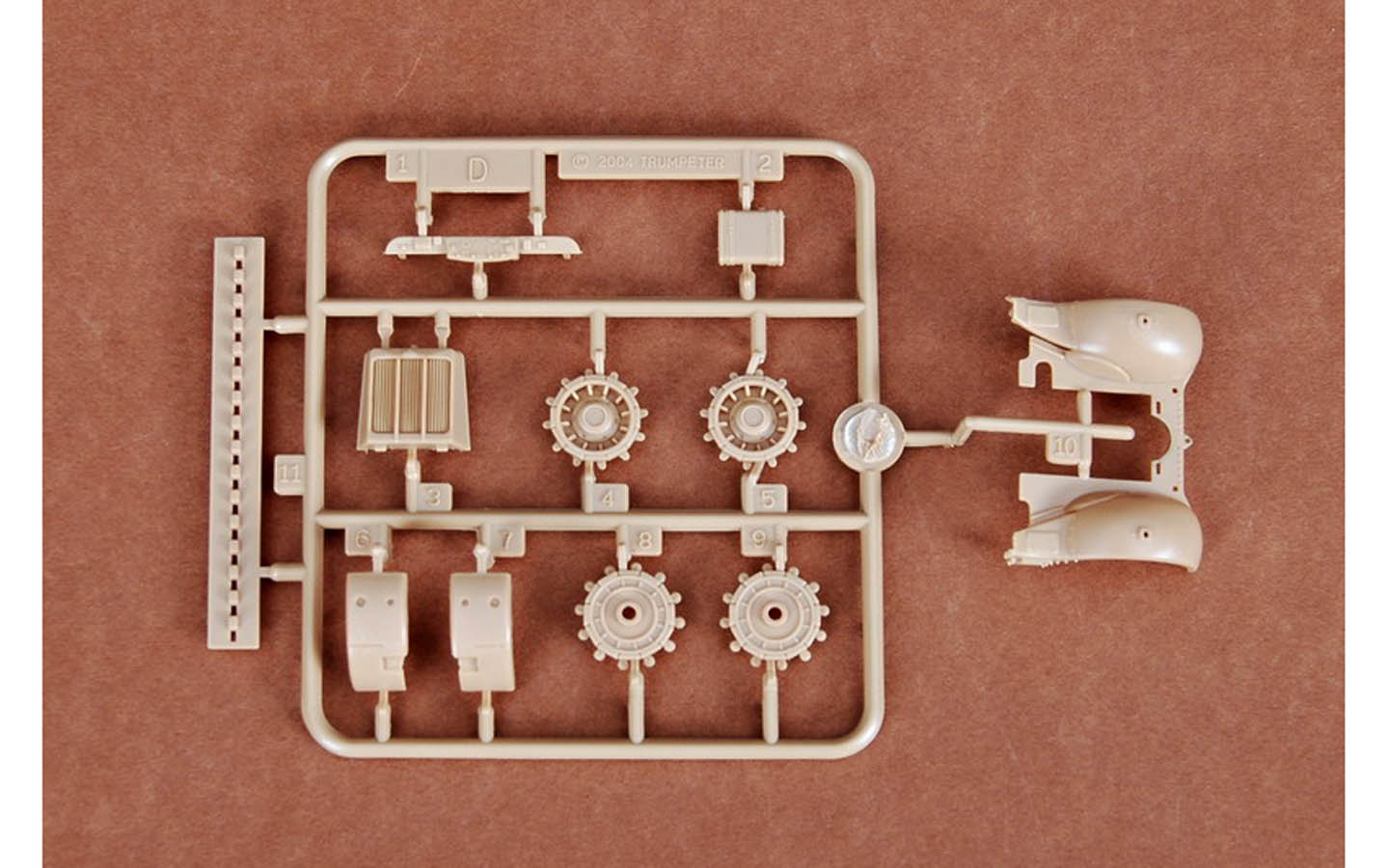 Famo Sd.Kfz.9/18 ton Halftrack - Trumpeter 07203 | kingshobby.com