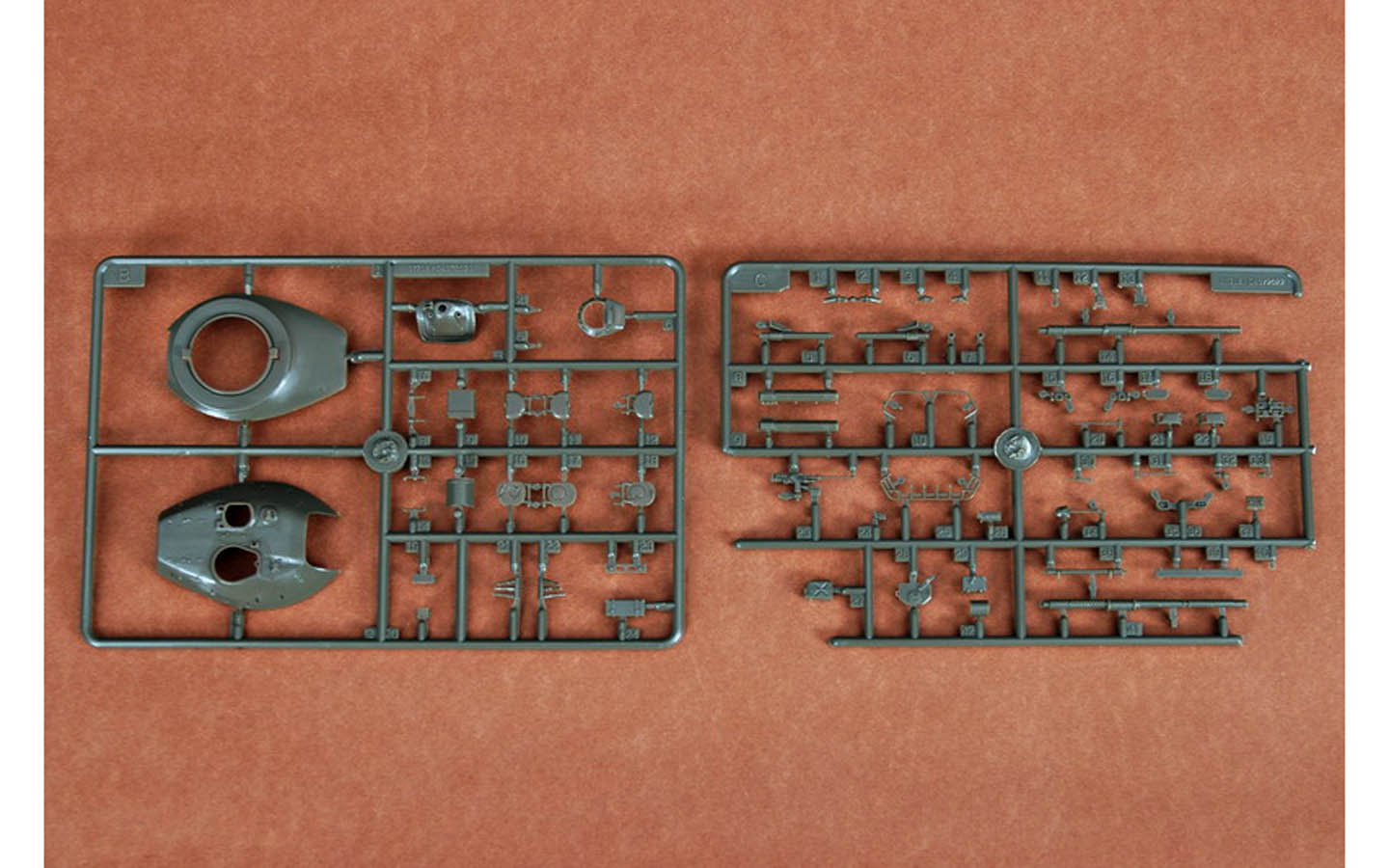 JGSDF Type 74 Tank - Trumpeter 07218 | kingshobby.com