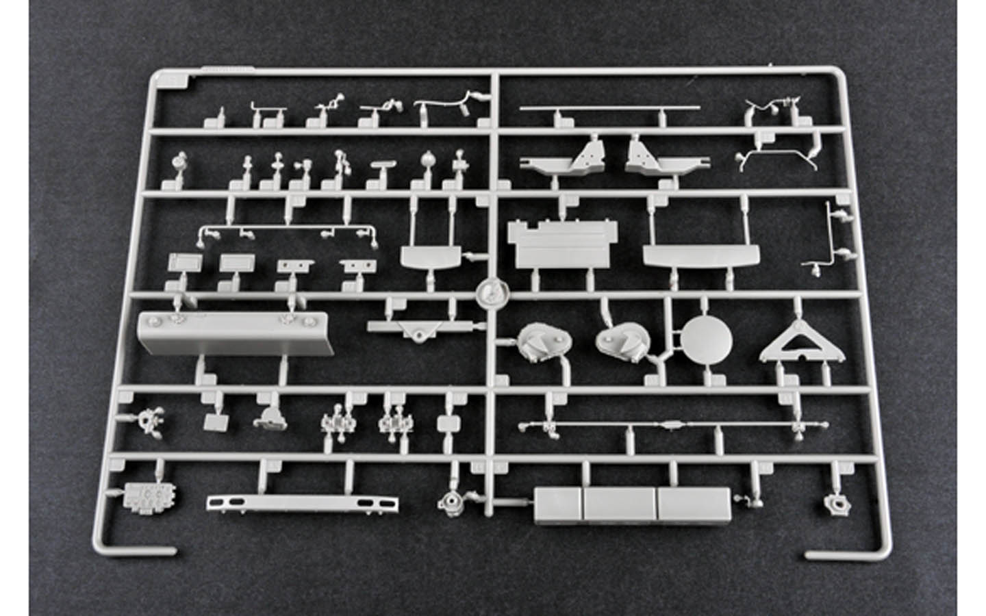 Russian AT-S Tractor - Trumpeter 09514 | kingshobby.com