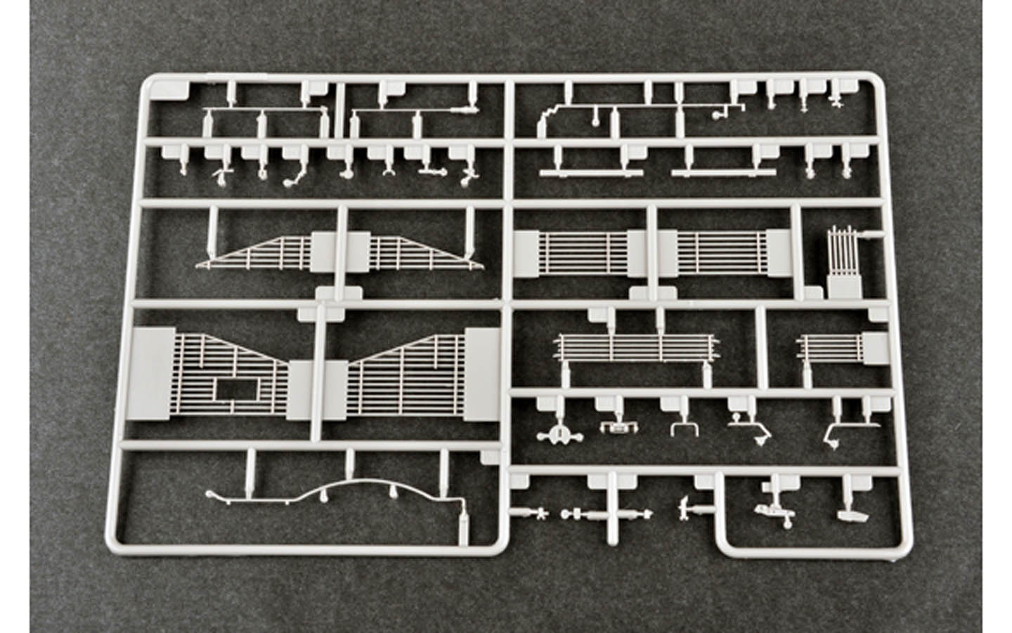 Russian T-90S Modernized (Model 2013) - Trumpeter 09524 | kingshobby.com