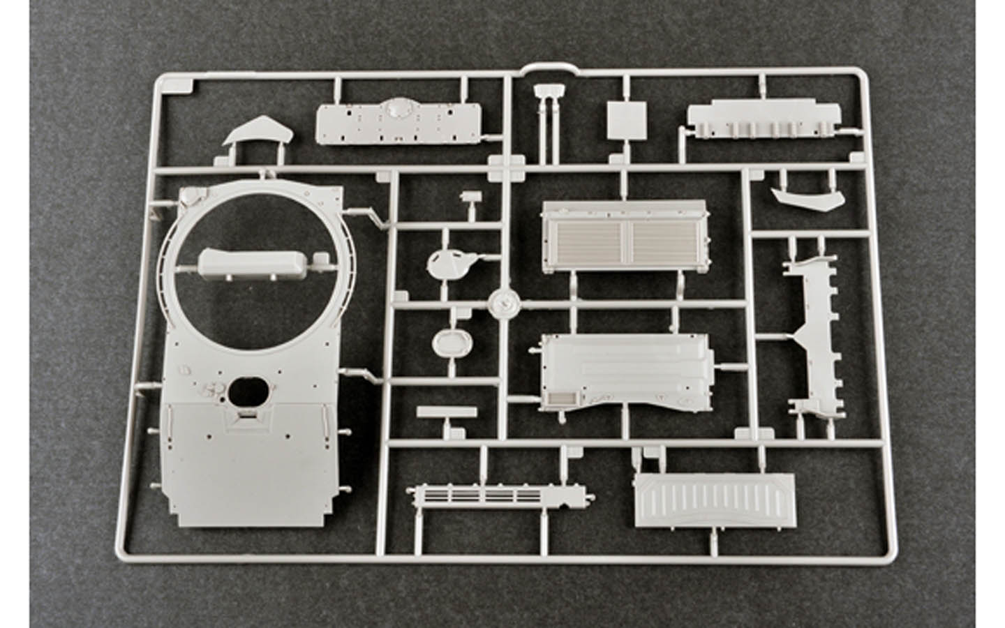 Russian T-90S Modernized (Model 2013) - Trumpeter 09524 | kingshobby.com