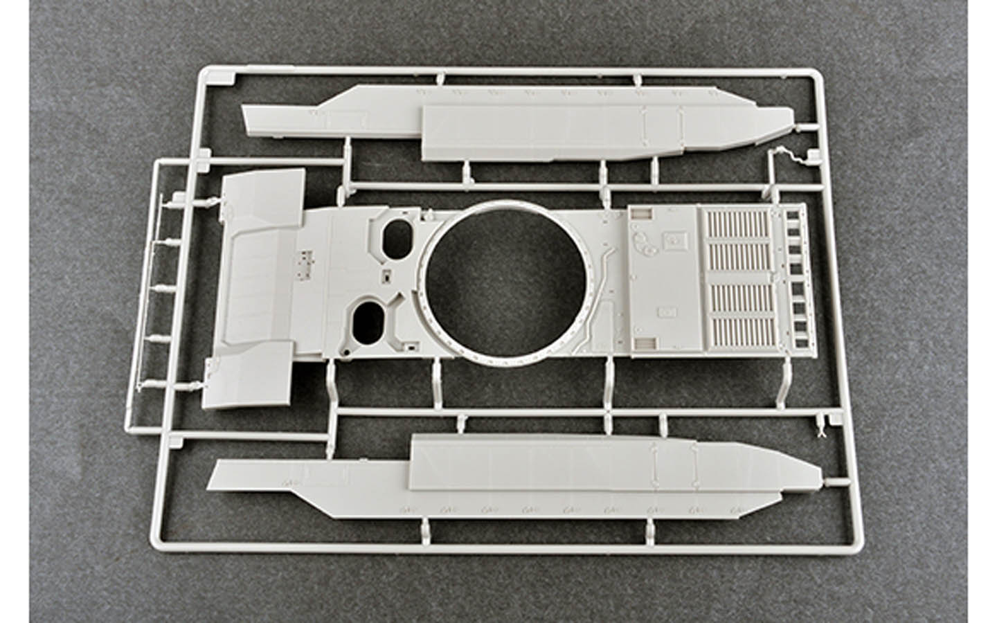 Russian T14 Armata MBT - Trumpeter 09528 | kingshobby.com