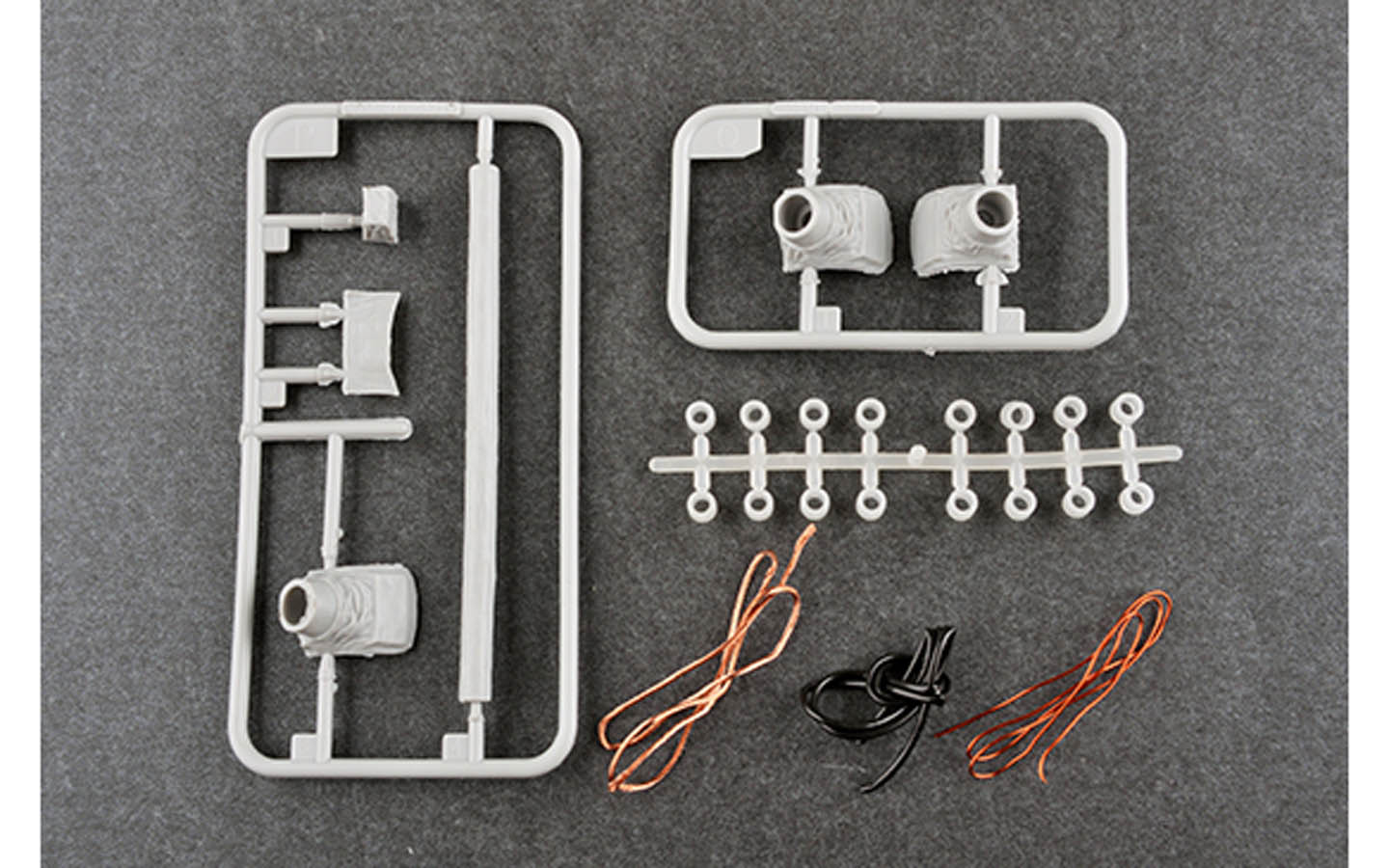 Russian T-72A Model 1983 MBT - Trumpeter 09547 | kingshobby.com