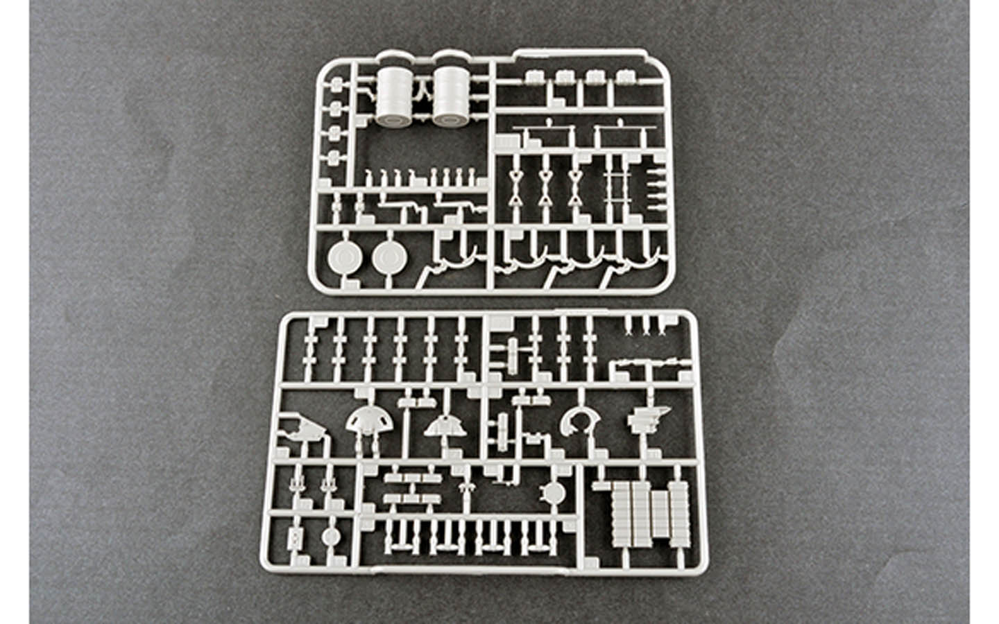 Russian T-72A MBT Model 1985 - Trumpeter 09548 | kingshobby.com