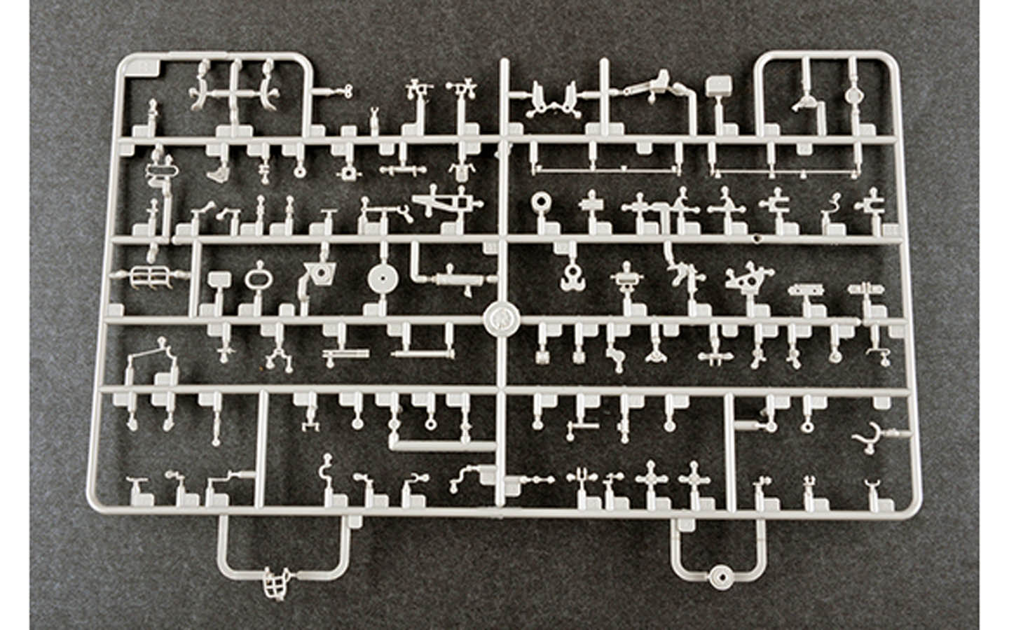 Russian BREM-1M Armoured Recovery Vehicle - Trumpeter 09554 ...